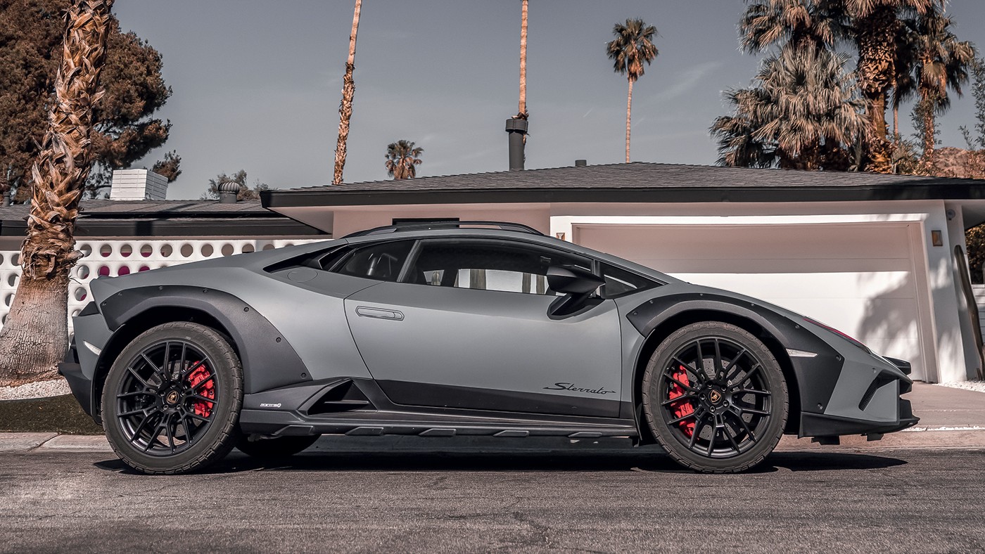 Lamborghini Sterrato tem só 3 unidades no Brasil; veja quanto custa