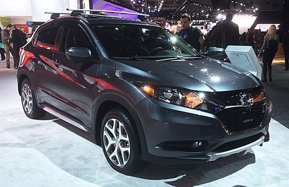 Honda revela interior do HR-V, rival do EcoSport que chega em março