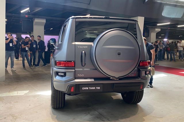GWM revela SUV gigante Tank 700 e van de luxo Wey G9 Max