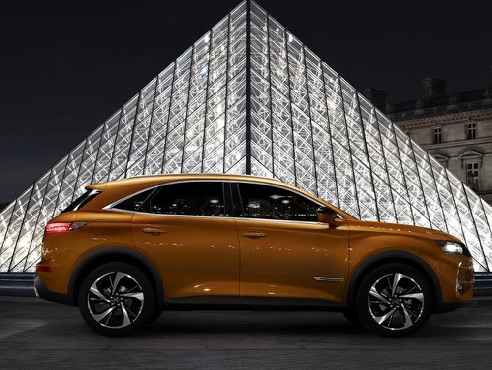 Grupo PSA confirma o fim da produção de DS4 e DS5