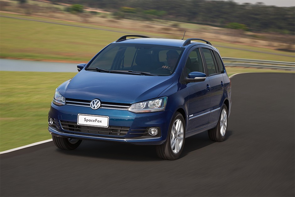 Volkswagen SpaceFox e Space Cross reestilizados chegam às lojas
