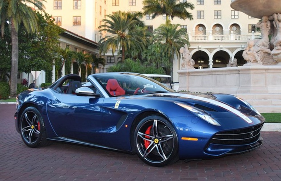 Ferrari entrega a primeira unidade do exclusivo F60 America