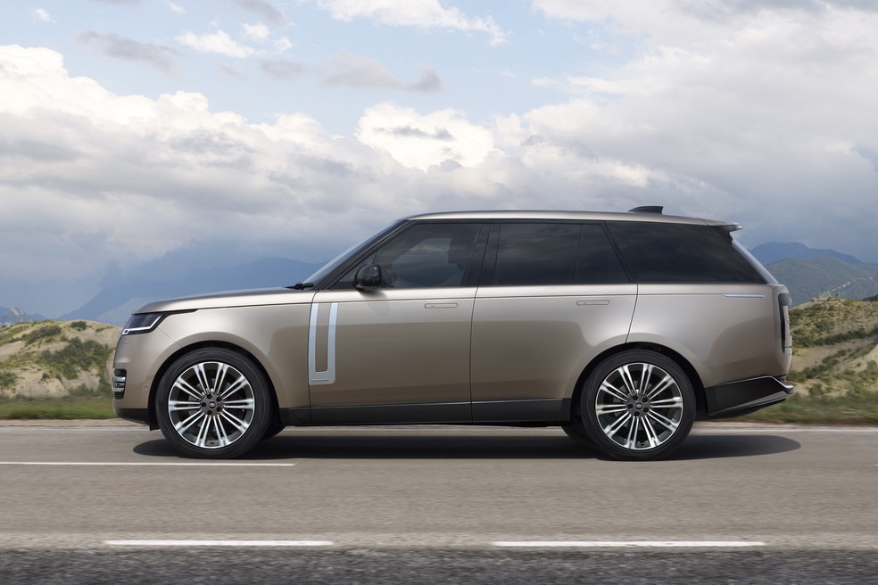 Land Rover Range Rover virá ao Brasil em versões híbridas, mas sem ...