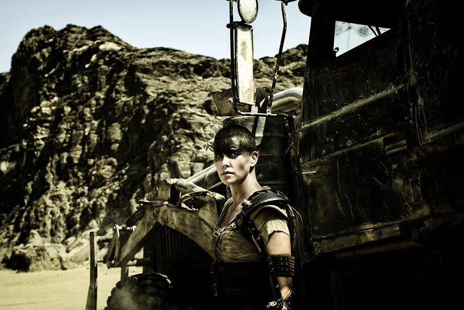 Diretor de Mad Max afirma que série terá mais dois filmes