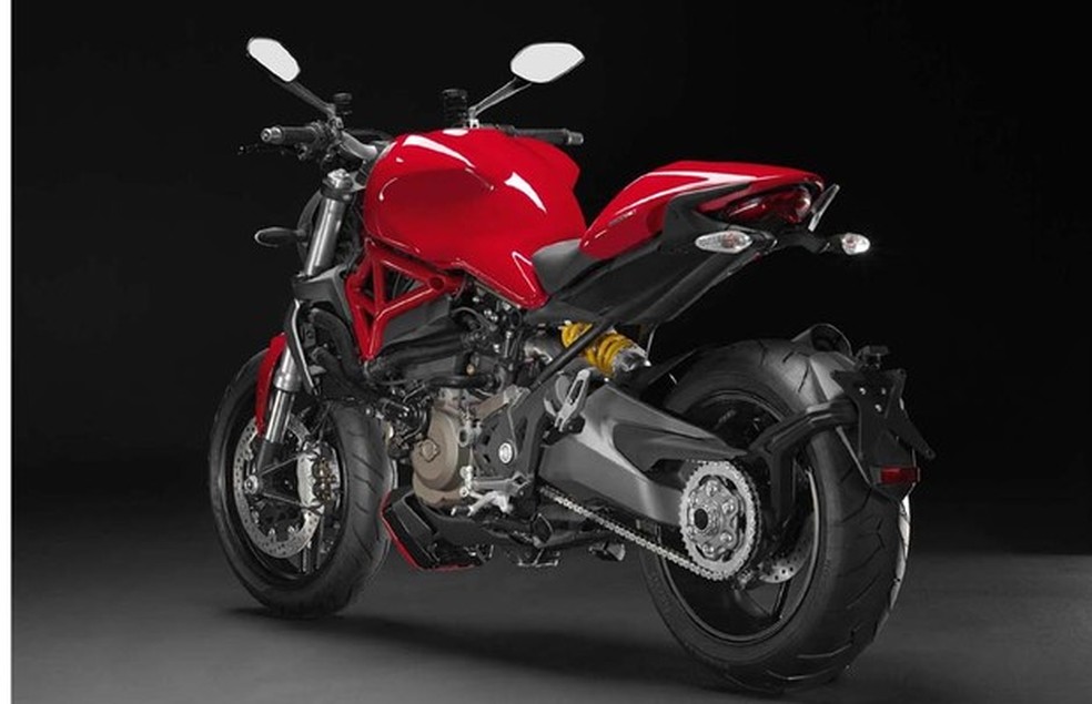 Ducati Monster 1200: um monstro na estrada