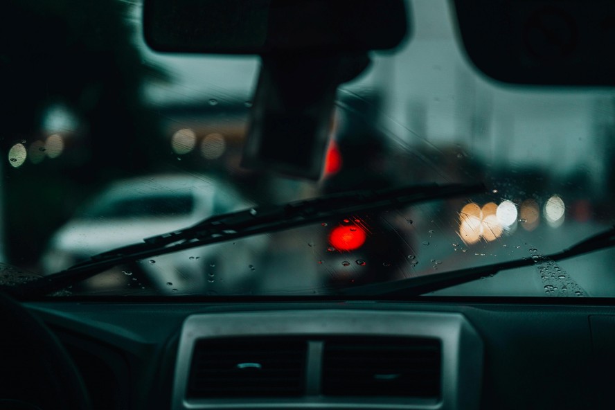 6 limpadores de para-brisa para melhor visibilidade e condução segura