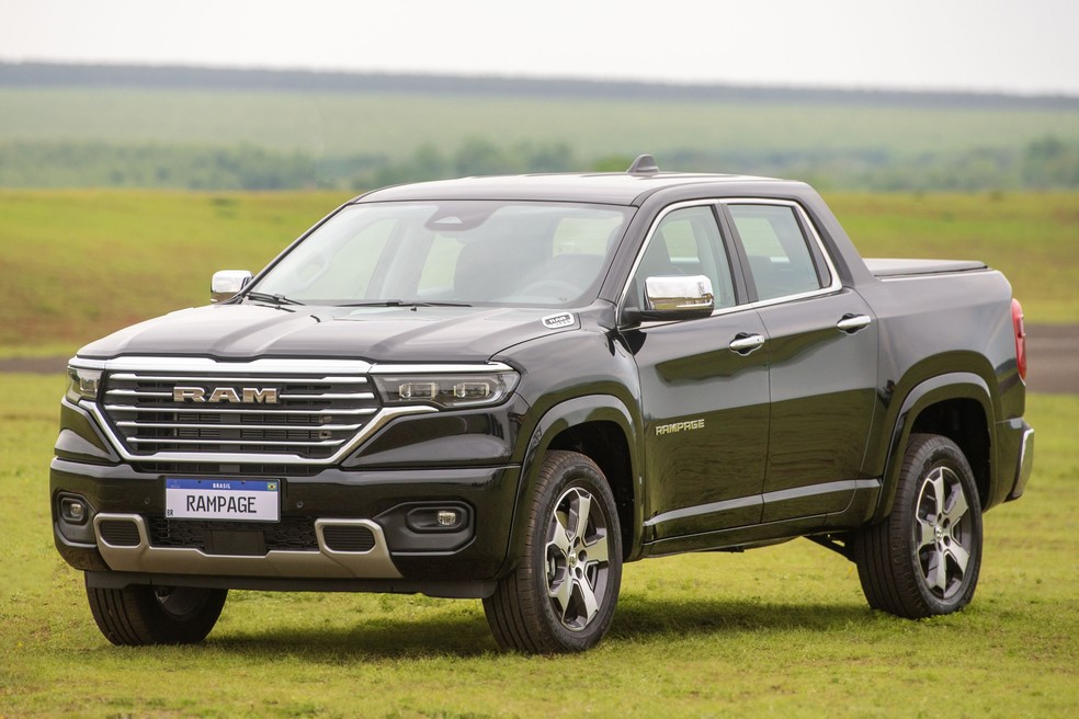 Ram Rampage 2027 estreia motor 2.0 turbo flex nas versões Laramie e R/T