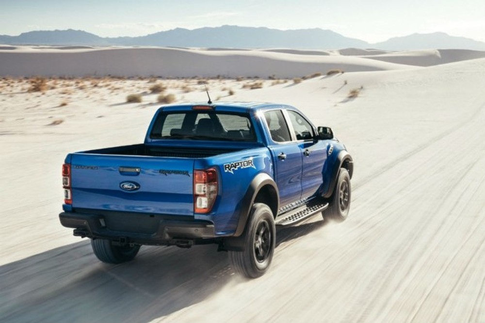 Ford Ranger Raptor ganha mais do que o visual invocado para encarar ...
