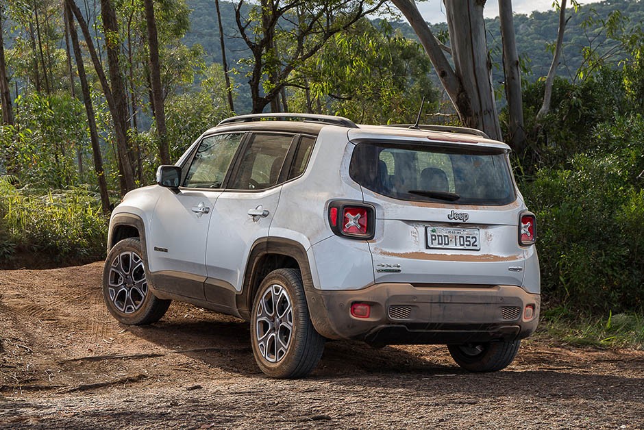 Jeep Renegade: vale a pena investir na versão diesel ou na flex?