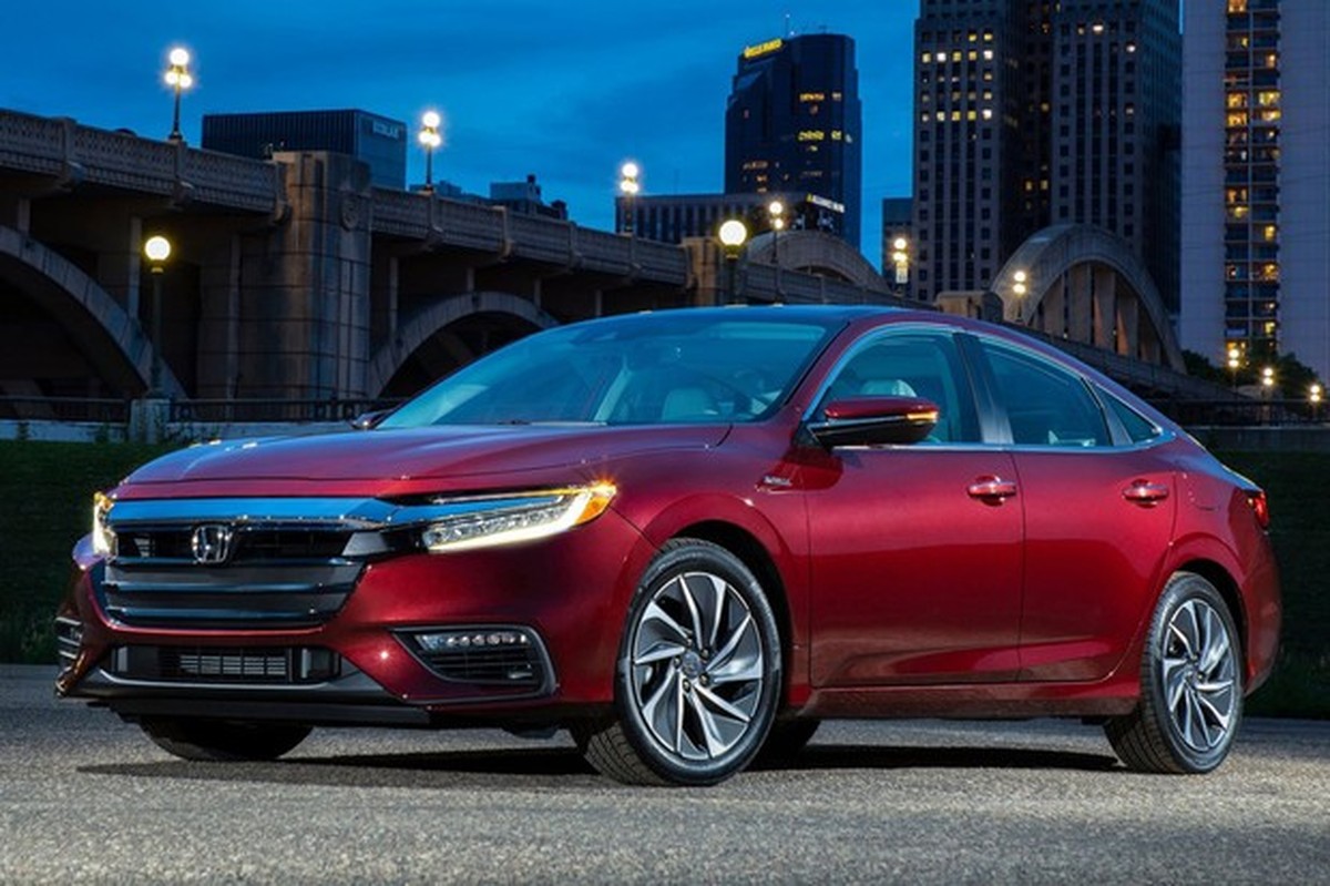 Honda Insight aparece no Brasil e poderia concorrer com o Prius