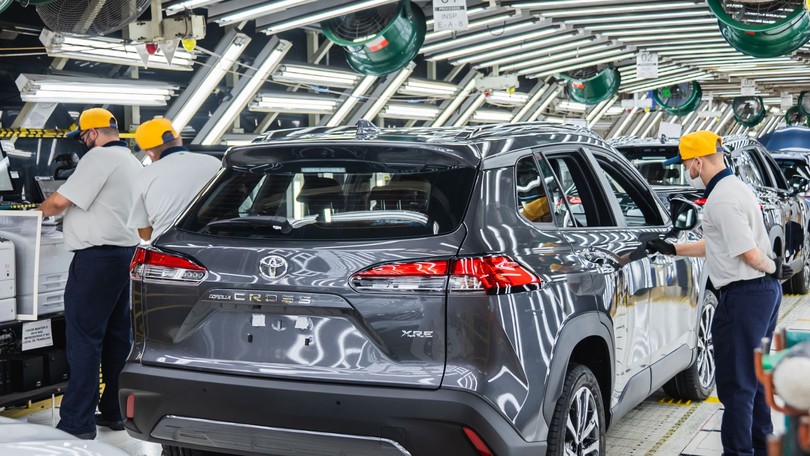 Toyota Stout: picape híbrida do Corolla já tem peças desenvolvidas no ...