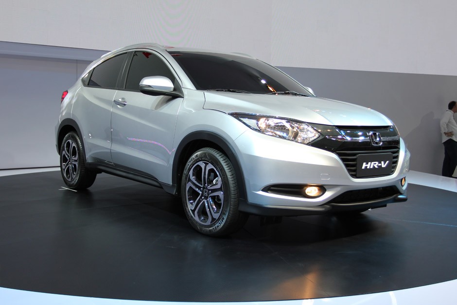 Honda HR-V terá três versões; conheça os itens de série