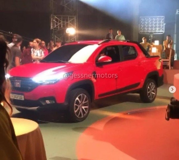 Fiat revela primeira imagem da nova Strada