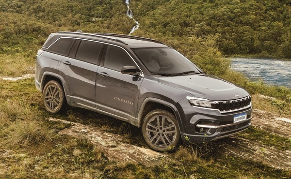 Teste: Jeep Commander diesel fica bem mais rápido com novo motor de 200 cv