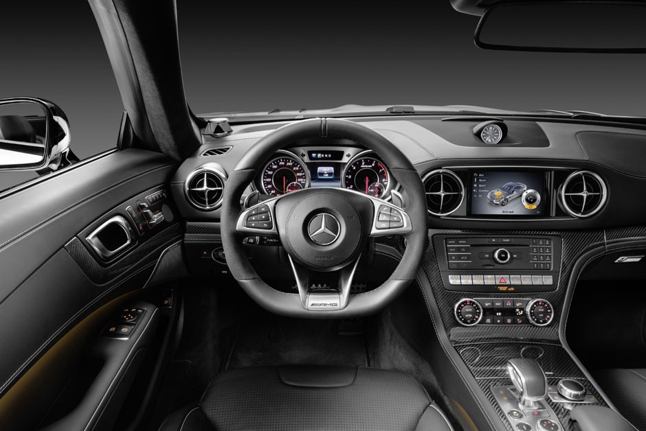 Mercedes revela tudo do SL reestilizado