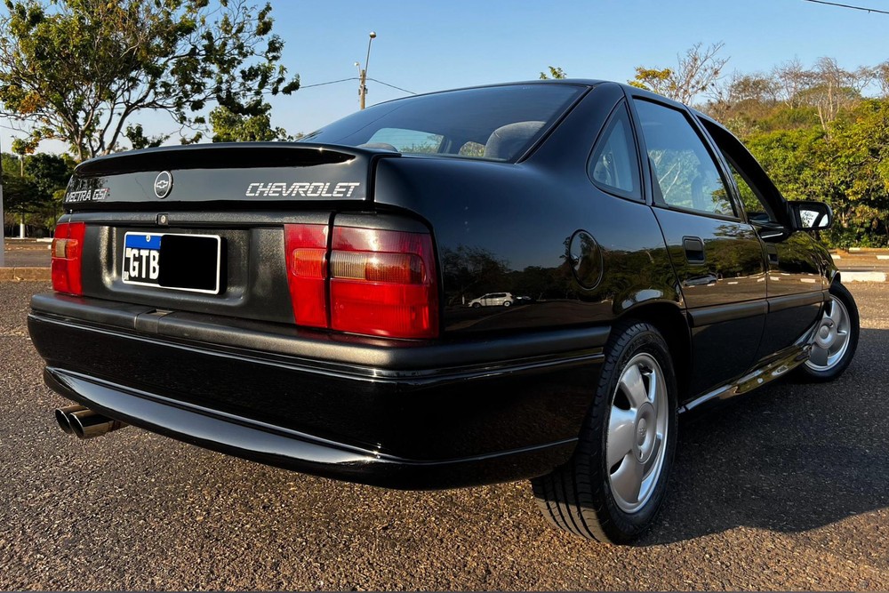 Achado usado: Chevrolet Vectra GSi já foi o carro mais rápido do Brasil