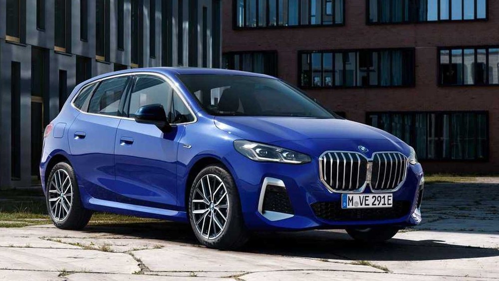 Flagra: Minivan da BMW surge no Brasil e pode voltar depois de 5 anos