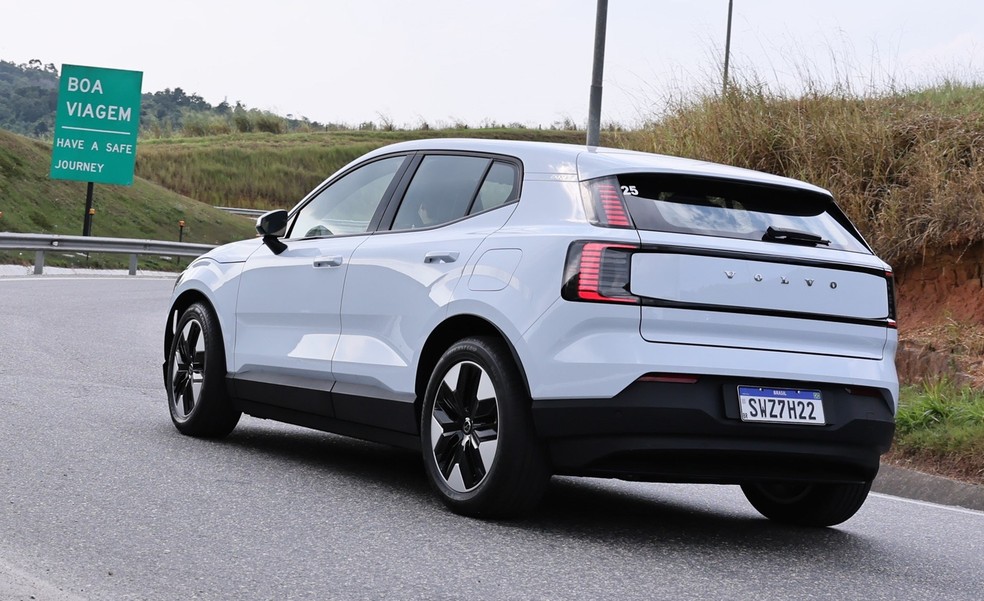 Zeekr X vs Volvo EX30: semelhanças e diferenças entre os SUVs irmãos