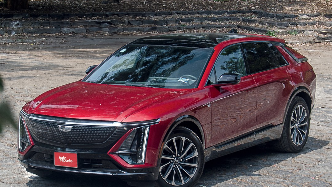 Autoesporte Carros: Cadillac