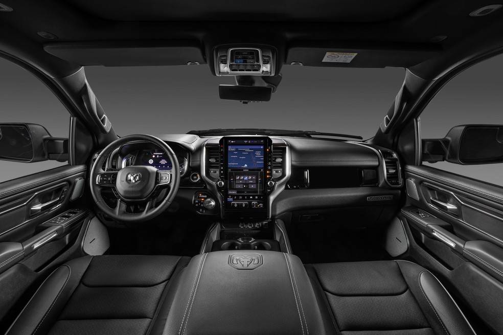 Nova Ram 1500 vem ao Brasil mais potente e em duas versões; veja preços