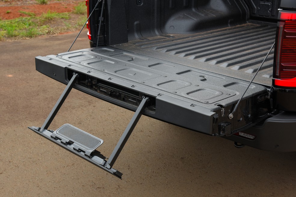 BYD Shark: testamos a picape híbrida para ver se é um tubarão de verdade